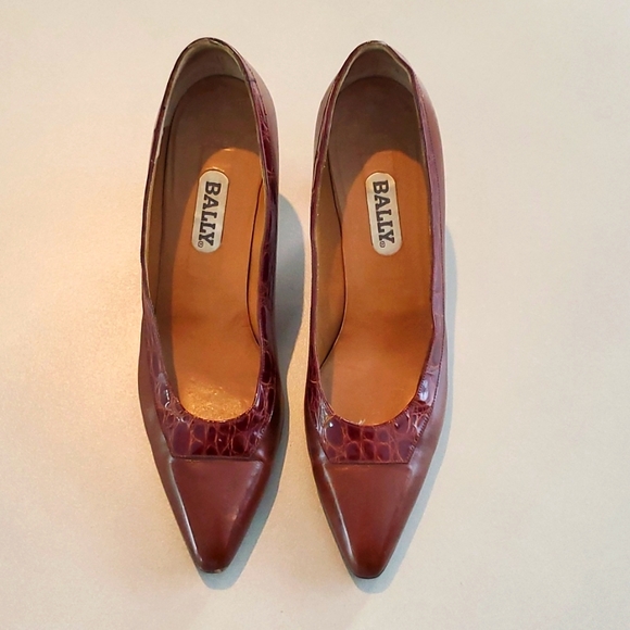 Bally | Shoes | Bally Pointed Toe Leather Pumps | Poshmark